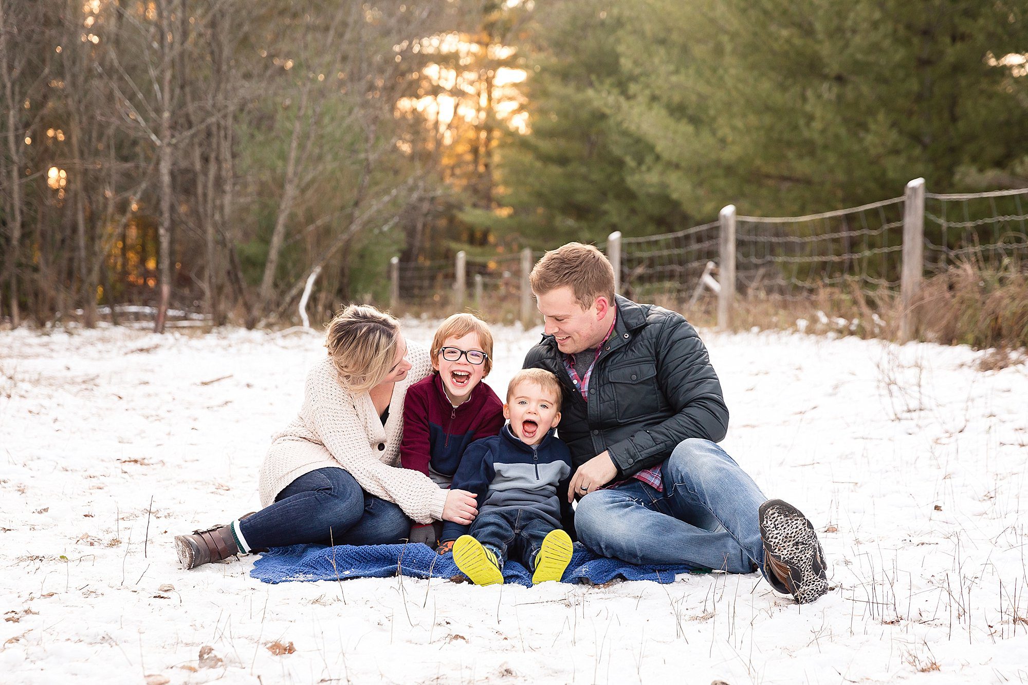 Winter Family Pictures at Bruce Pit | The Vermettes | Ottawa Photographer