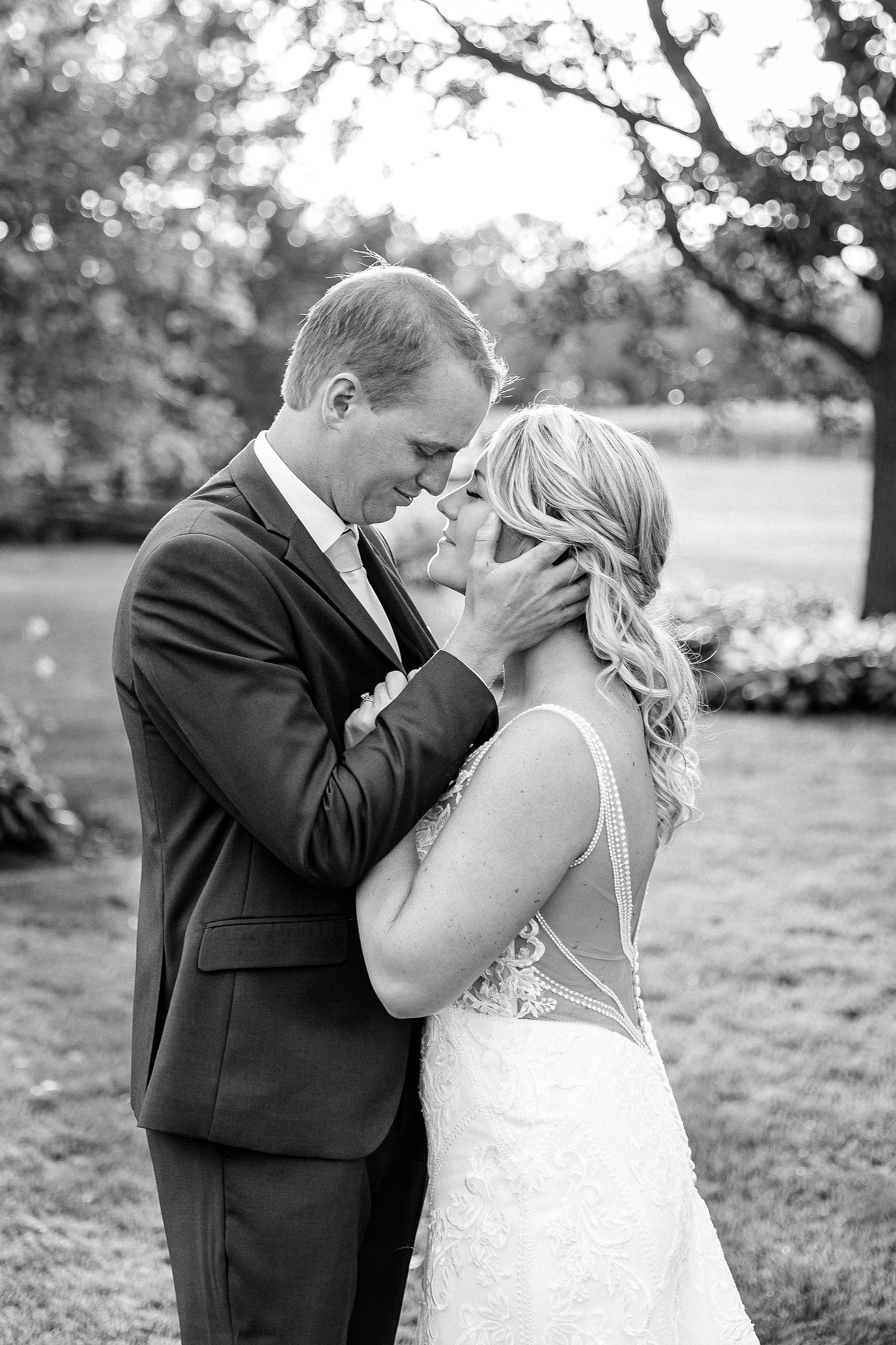 A Romantic Farm Wedding in Winchester, ON | Samantha and Josh